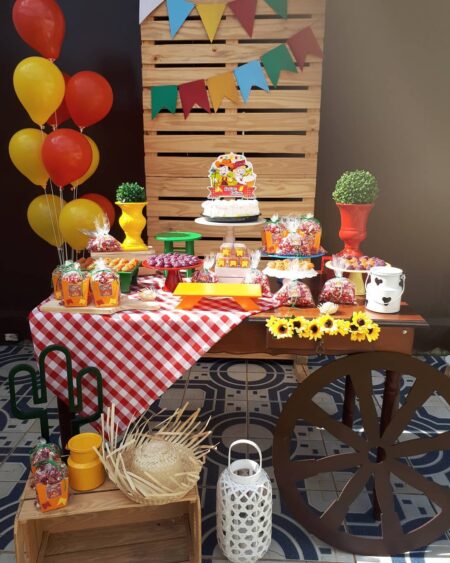 Decoração De Festa Junina → 100 Ideias Simples E Dicas Divertidas